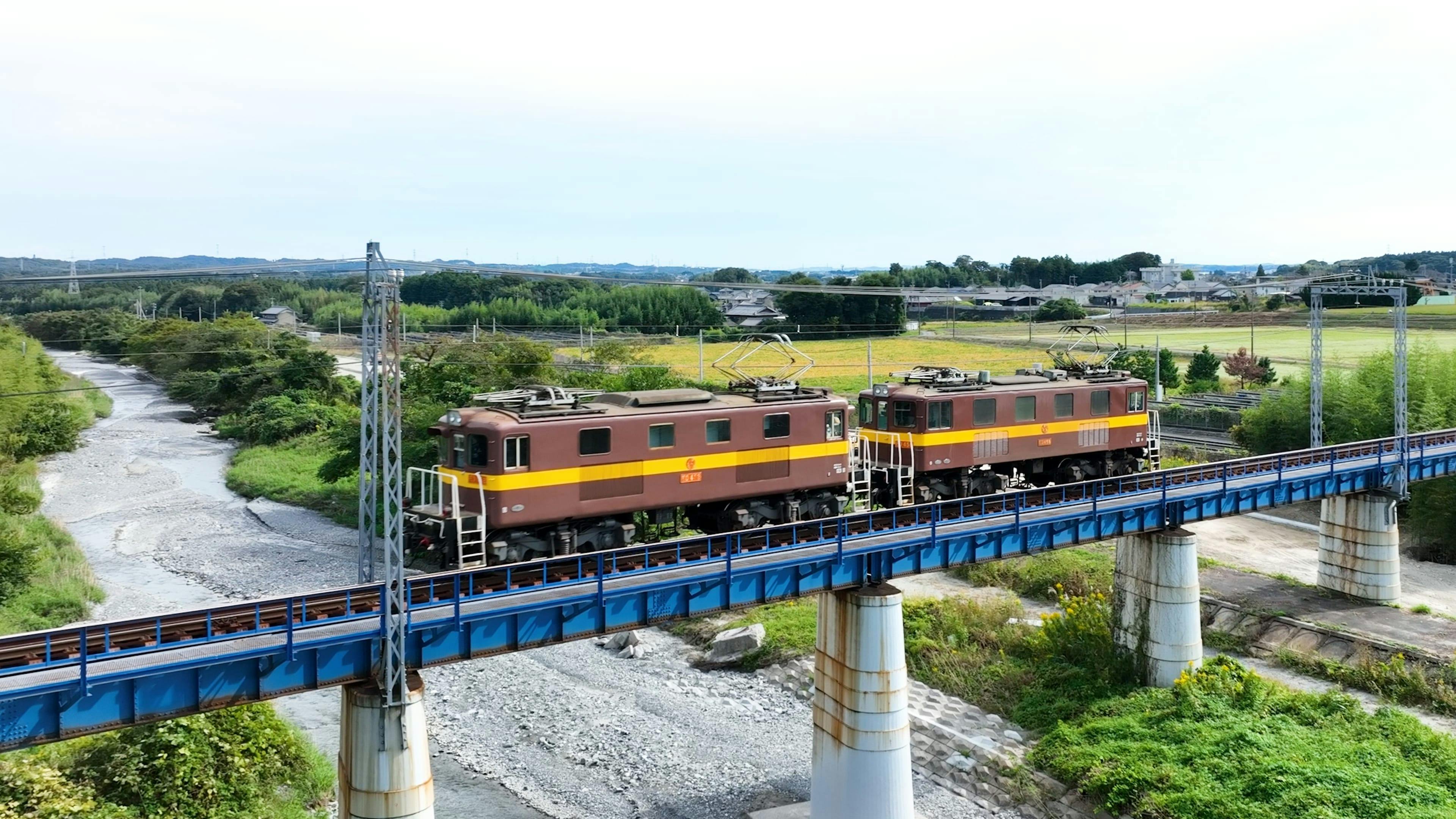 2夜連続～乗れない鉄道に乗ってみた！★セメント運ぶレトロ電気機関車(BSテレ東、2022/12/24 24:00 OA)の番組情報ページ | テレ東・BSテレ東 7ch(公式)